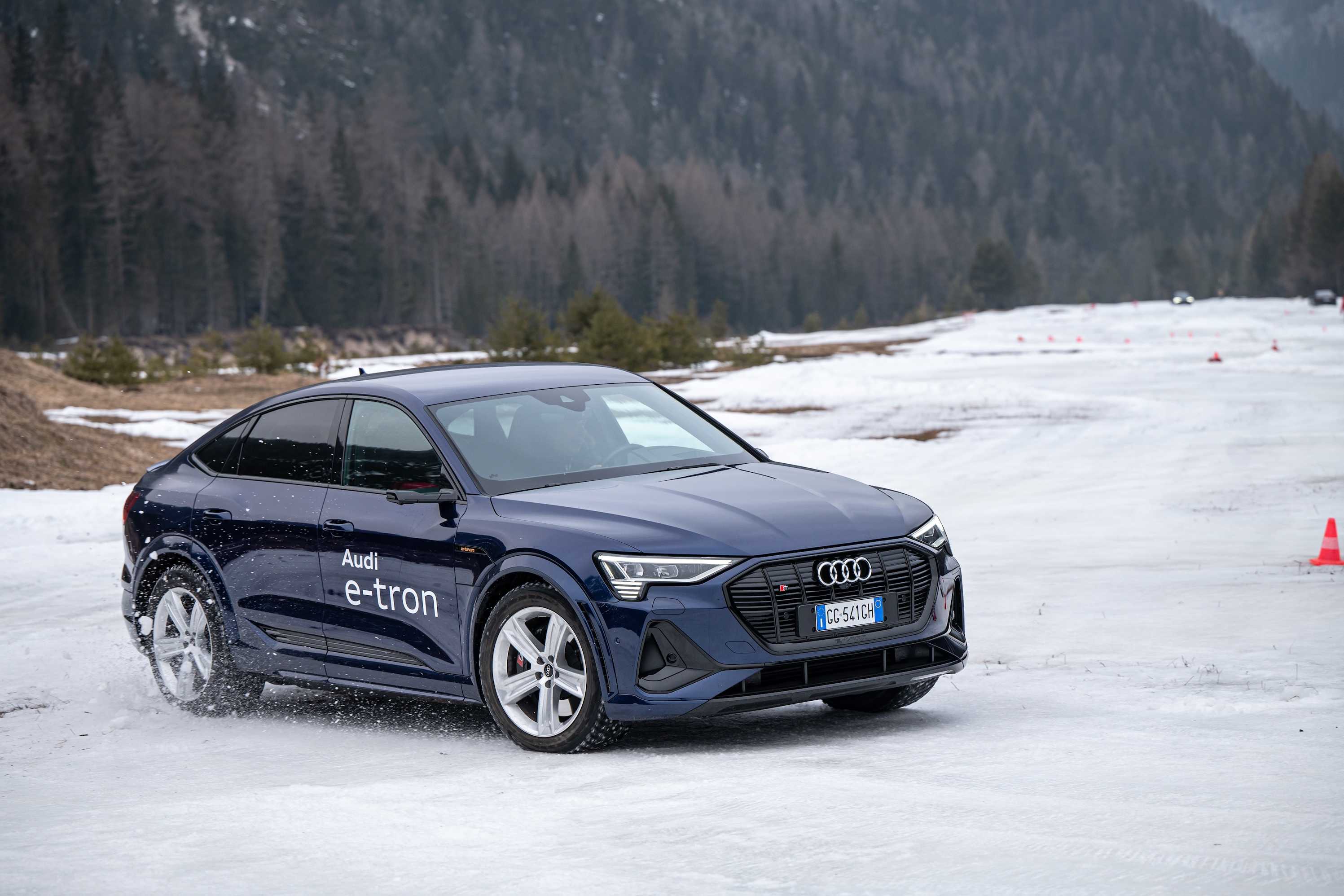 Audi ice driving experience in Alta Badia | myAudi Experience