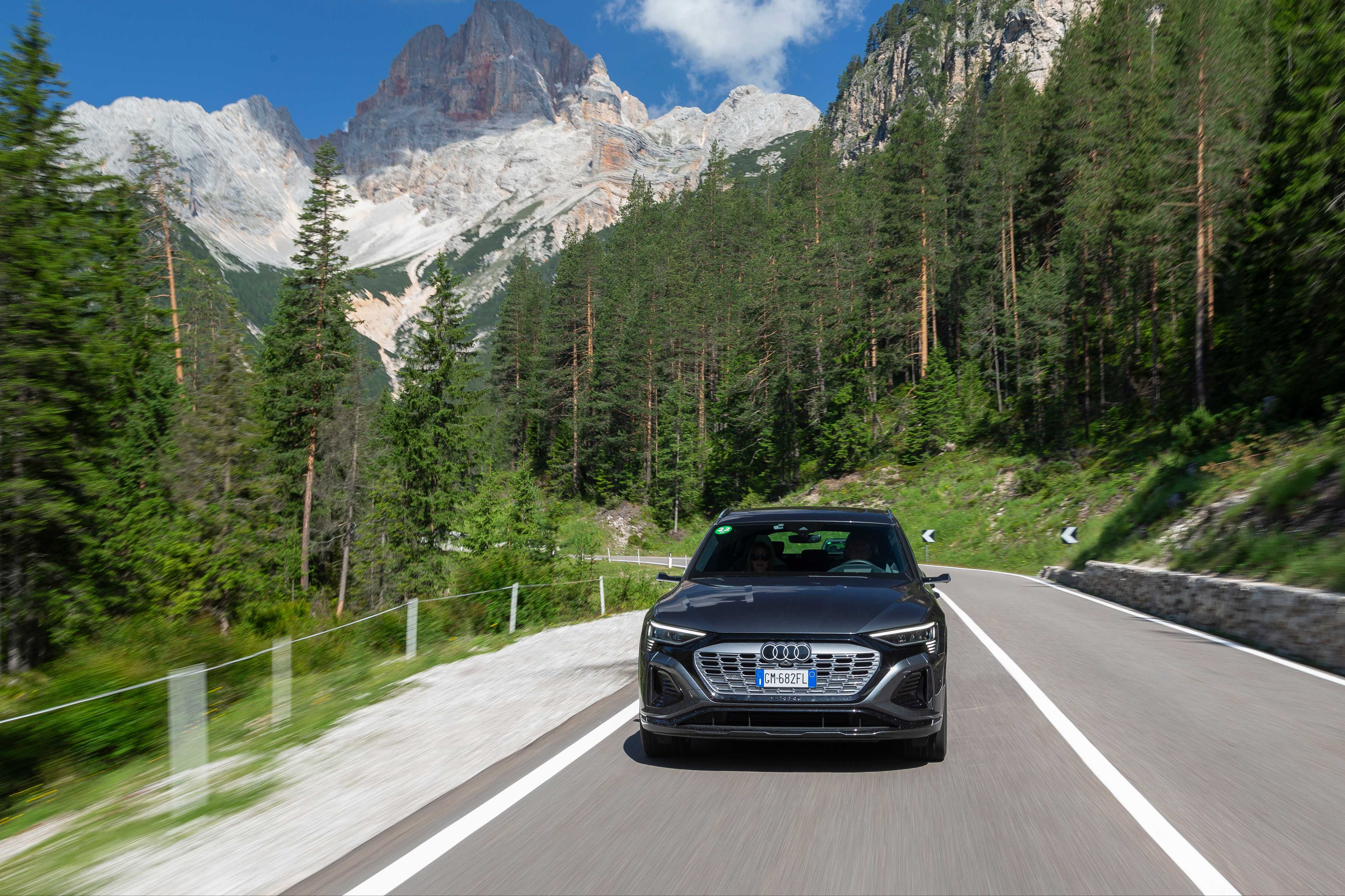 Audi driving experience a Cortina d'Ampezzo - Estate | myAudi Experience