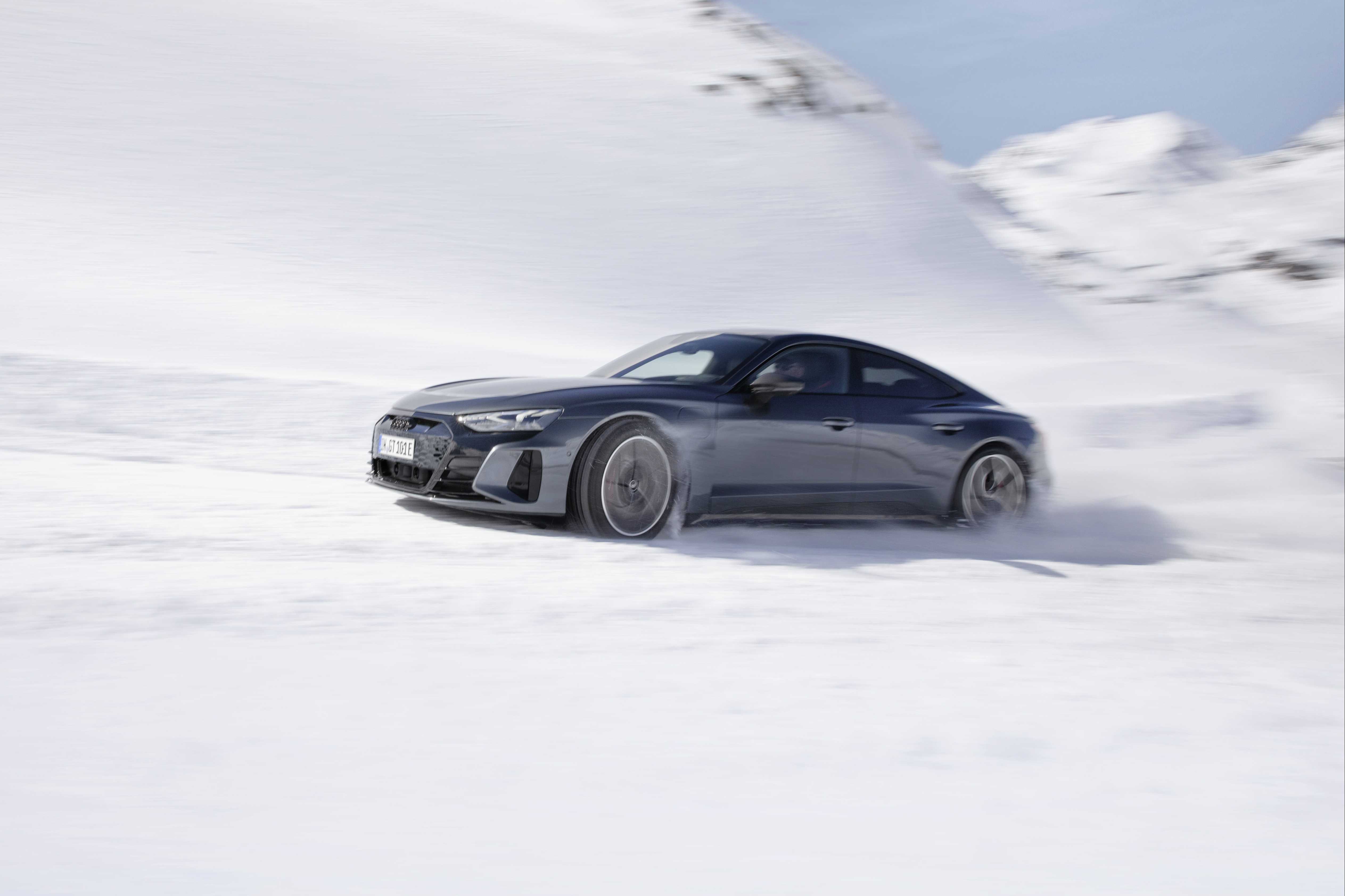 Audi ice driving experience | myAudi Experience