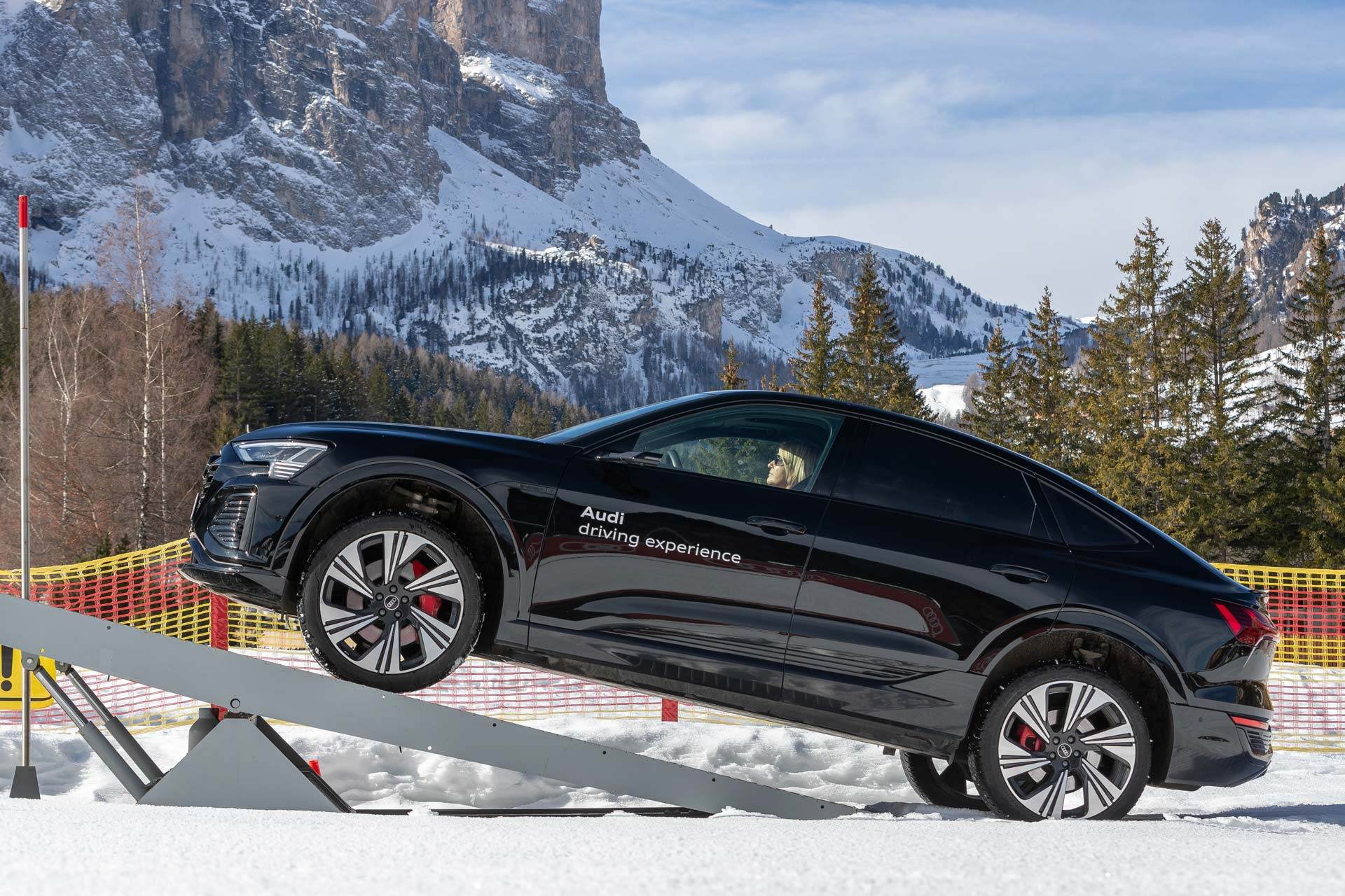 Audi driving experience - english version | myAudi Experience